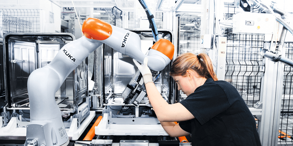 Kuka to deliver electric car making robots to China | electrive.com