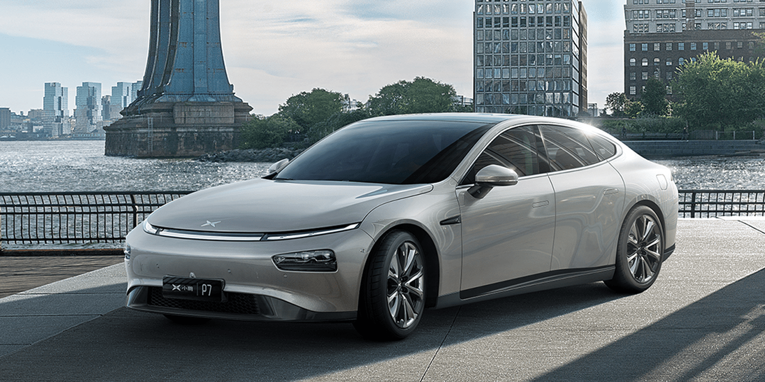 Xpeng launches deliveries of the P7 sedan electrive