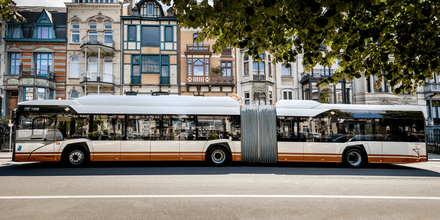 Szczecin orders eight articulated Solaris e-buses - electrive.com