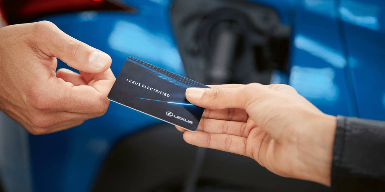 Lexus cooperates with DCS on new charging service - electrive.com