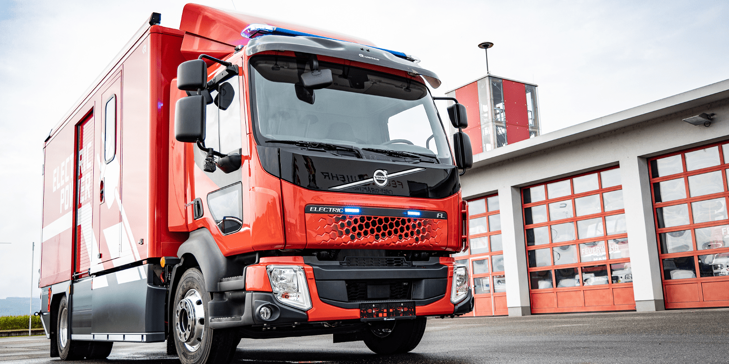Rosenbauer & Volvo release all-electric fire truck - electrive.com