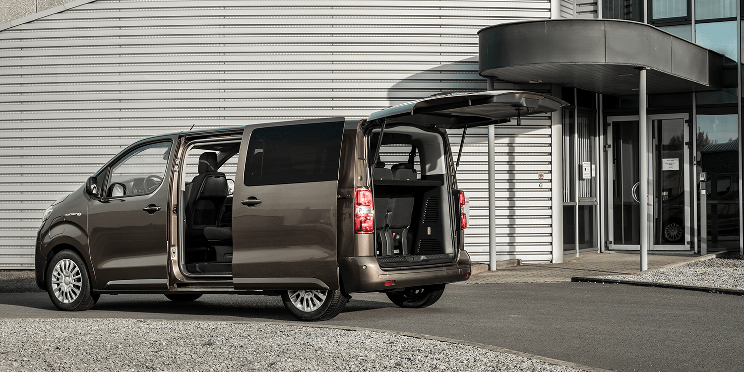 Toyota proace verso electric price store