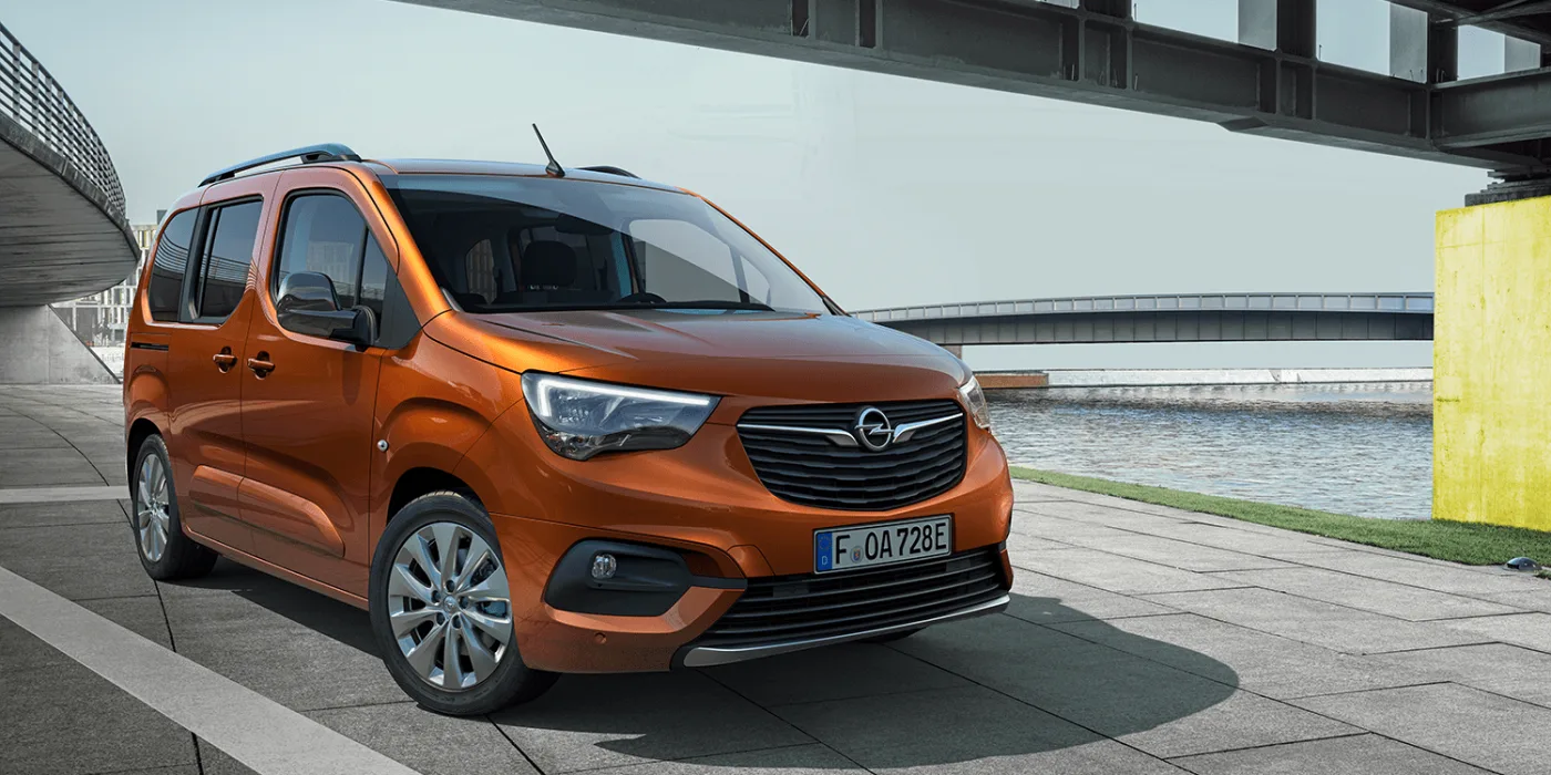 Vauxhall e combo store