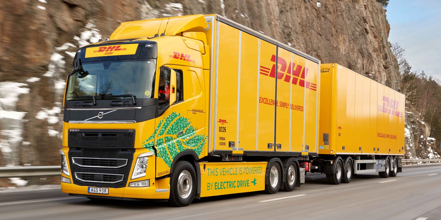 Volvo & DHL Freight start pilot with e-semi-trailer - electrive.com