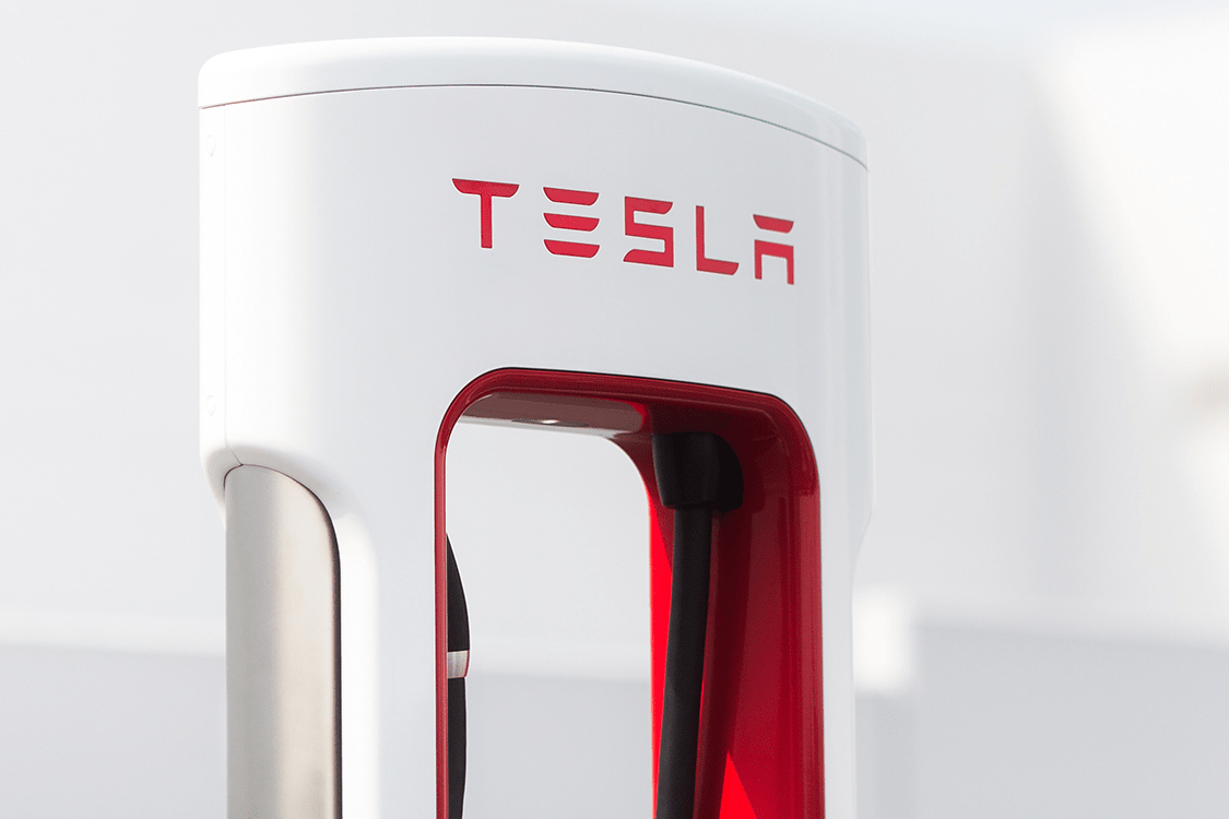 General Motors to use Tesla charging standard from 2025 - electrive.com