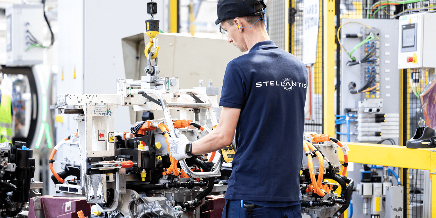 Stellantis invests in EV component production capacities in the USA ...