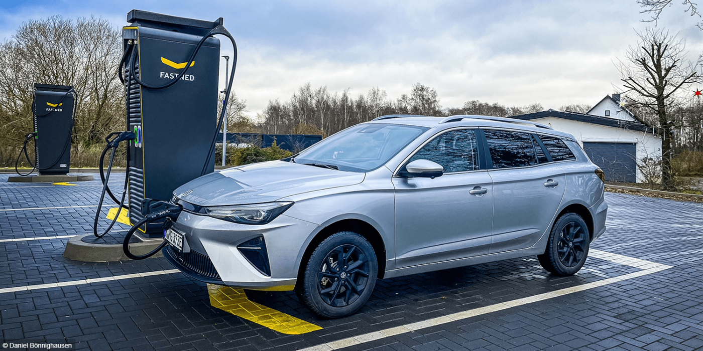 ¿Cómo se comporta el esperado MG5 Eléctrico? - electrive.com