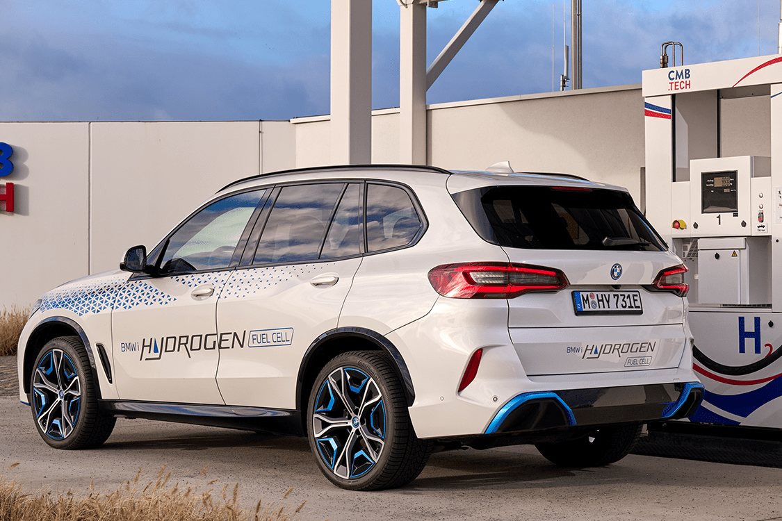 BMW continues to rely on Toyota fuel cells - electrive.com