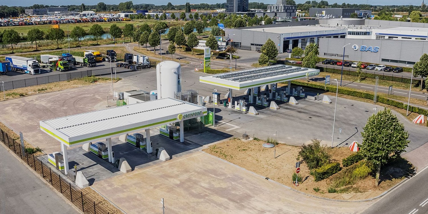 Dutch Gov' funds Charging Energy Hubs for heavy-duty EVs - electrive.com