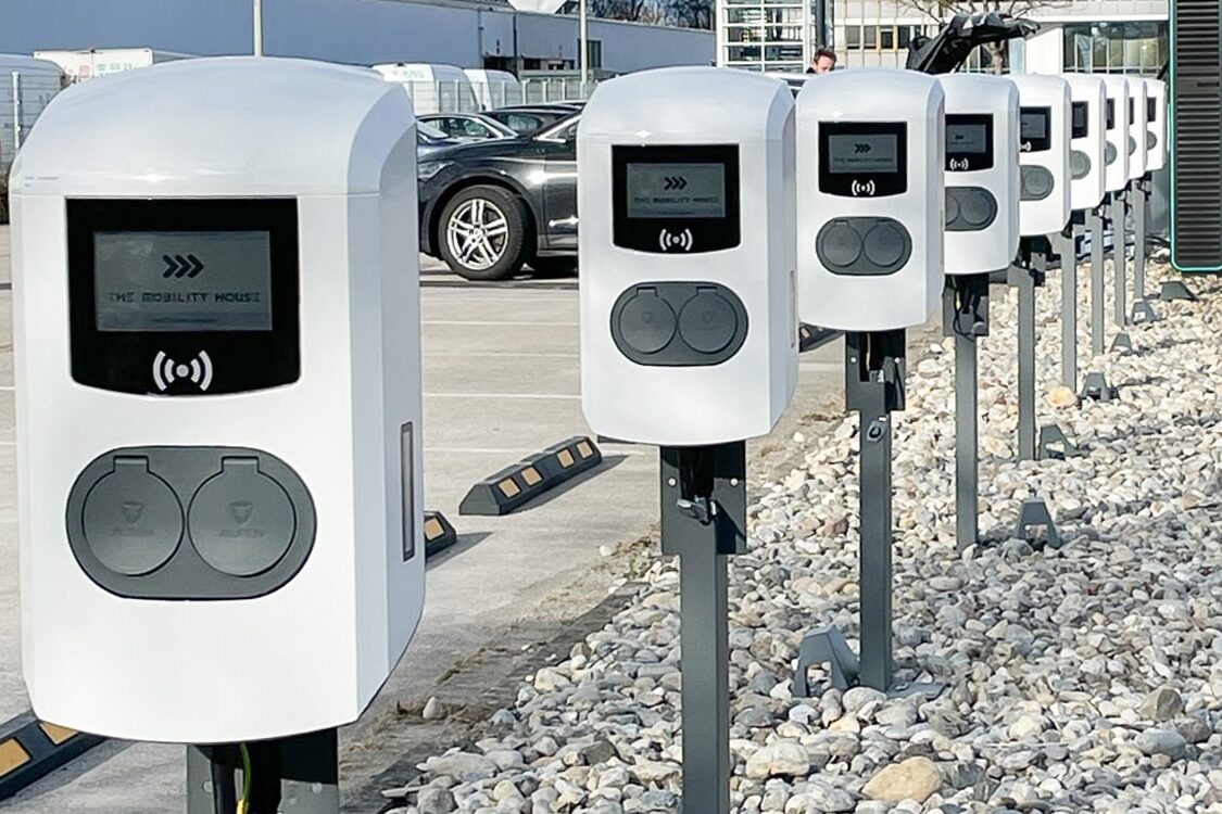 The Mobility House and Monta team up on fleet charging - electrive.com