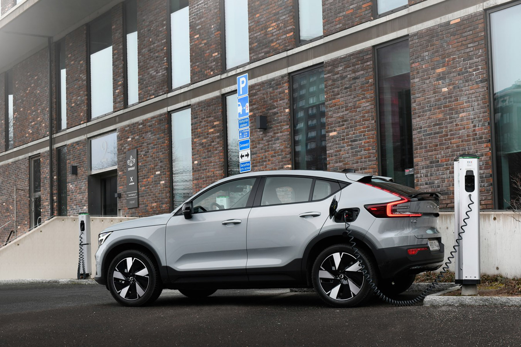 DCS & Volvo announce charging cooperation - electrive.com