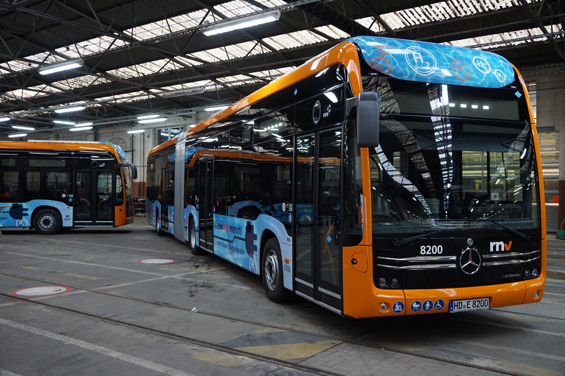 Daimler Buses delivers first fuel cell eCitaro G - electrive.com