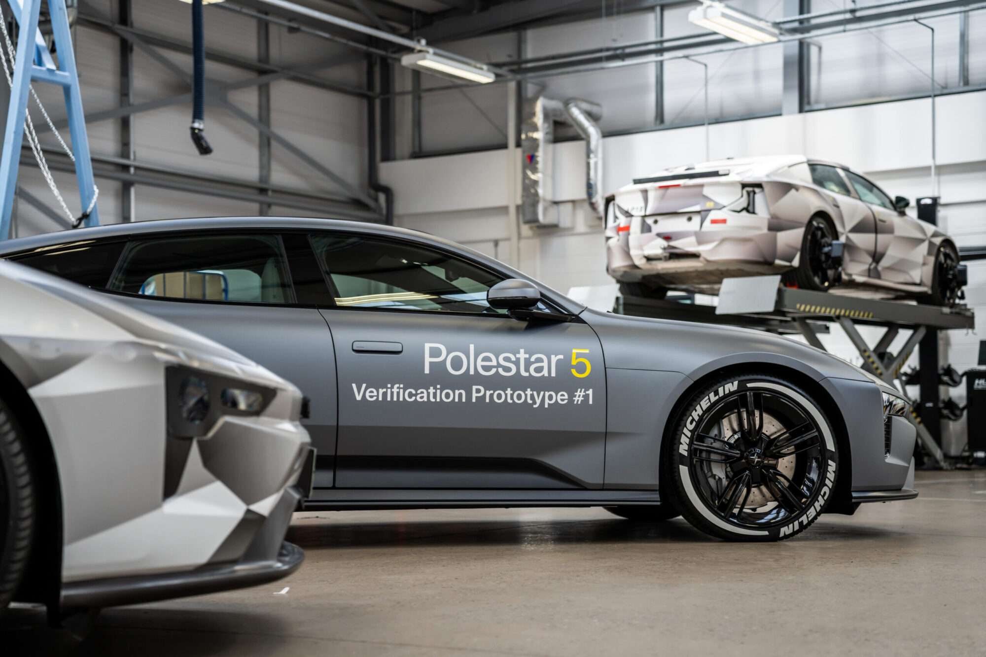 Polestar 5 receives 56-centimetre-long cells from SK On - electrive.com