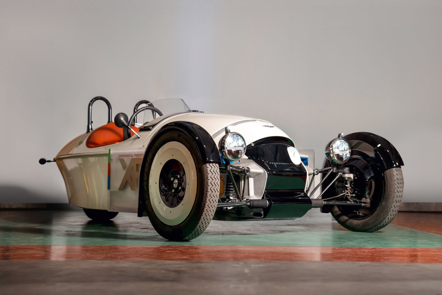 Morgan presents electric three-wheeler - electrive.com