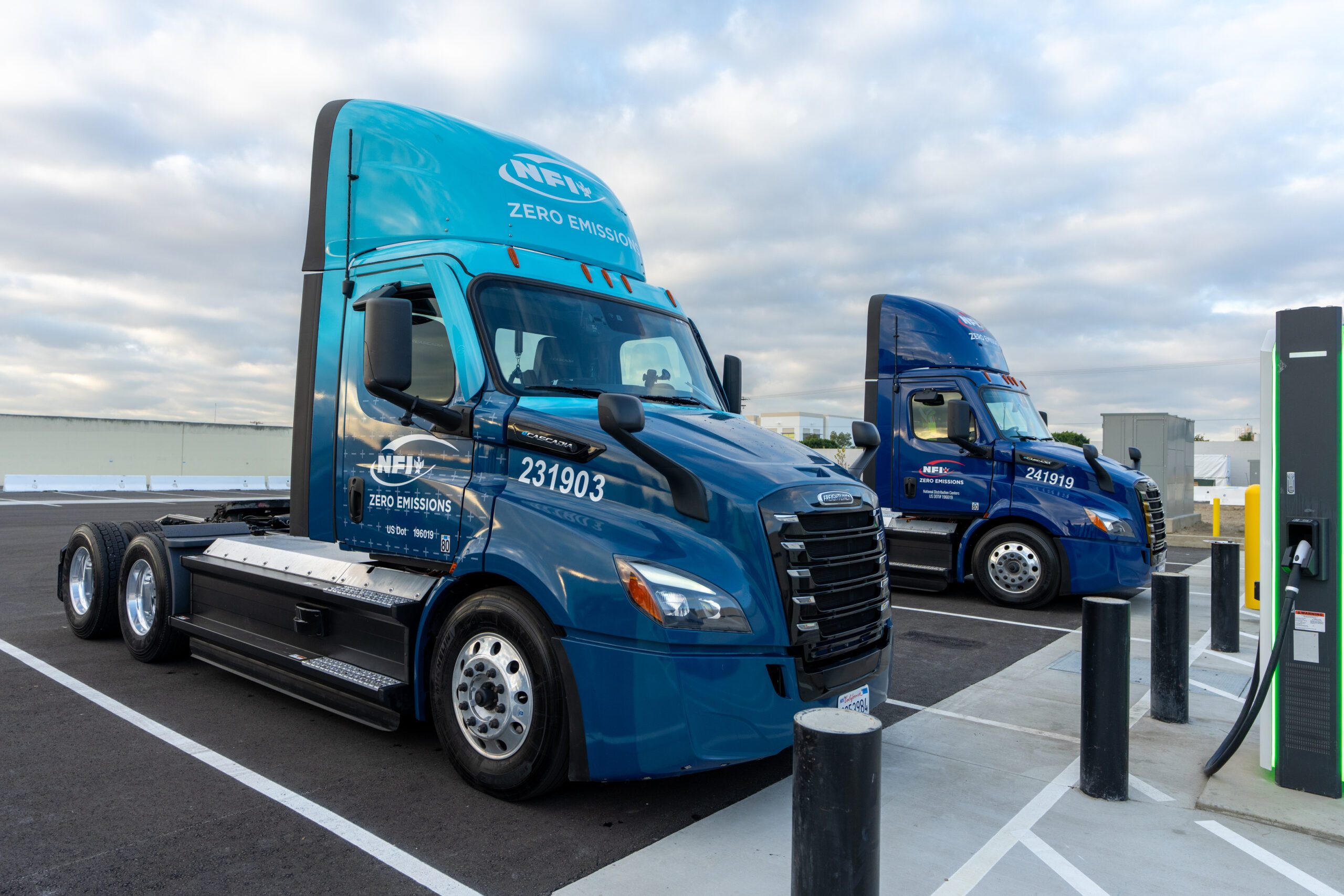 50 class 8 electric trucks delivered for NFI in California - electrive.com