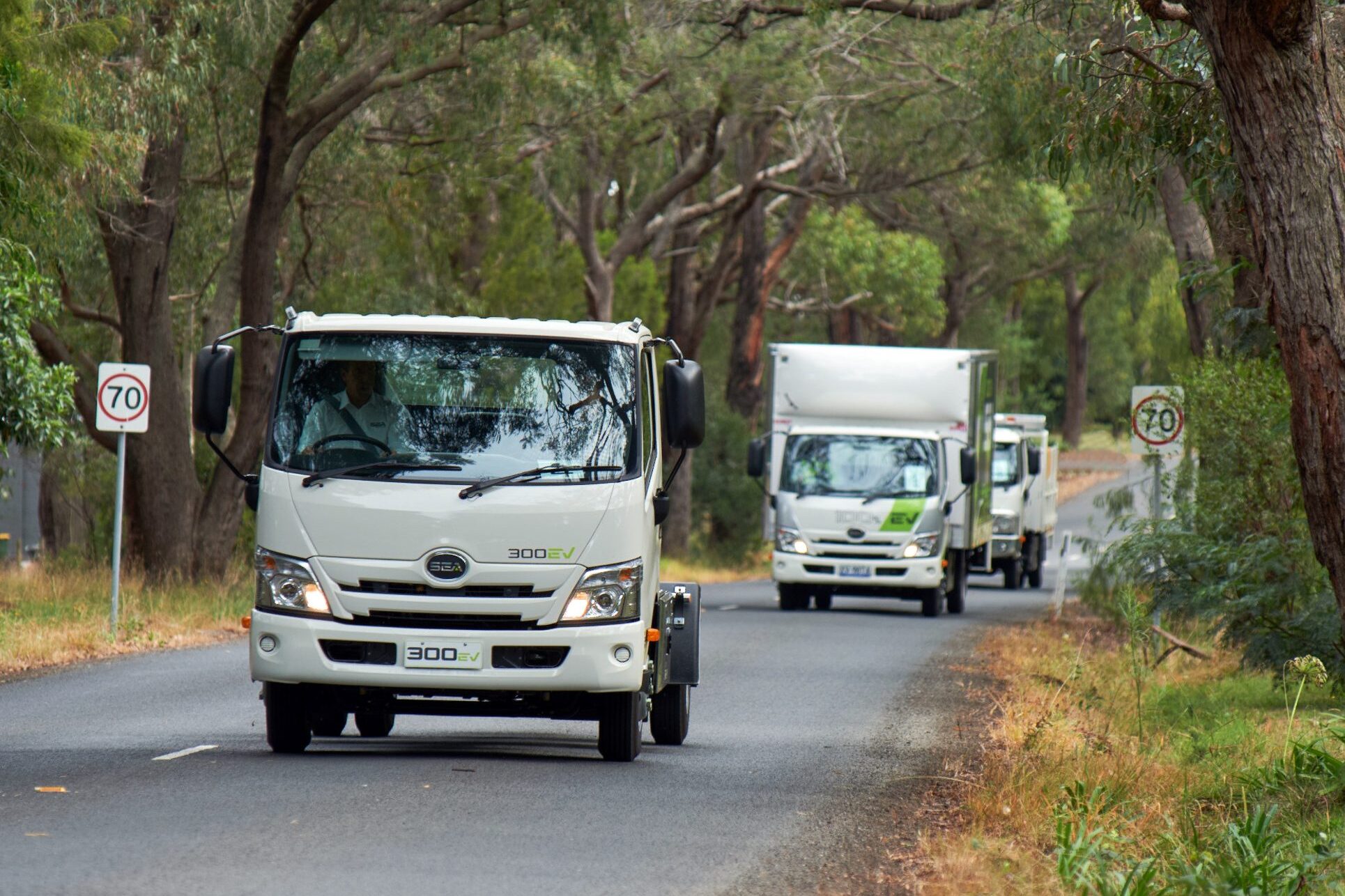 Australia to promote electric truck ramp-up with inductive charging ...