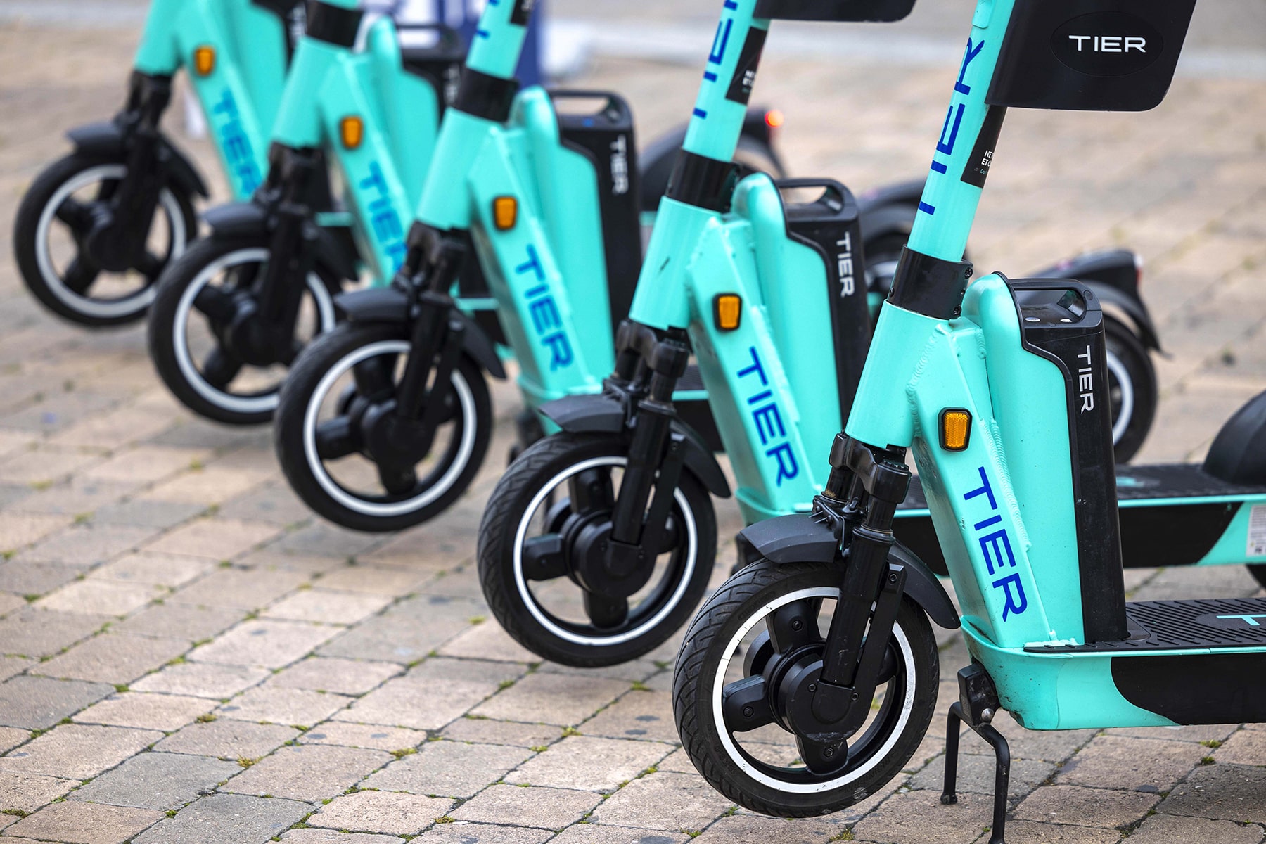 Madrid bans rental scooters from the city - electrive.com