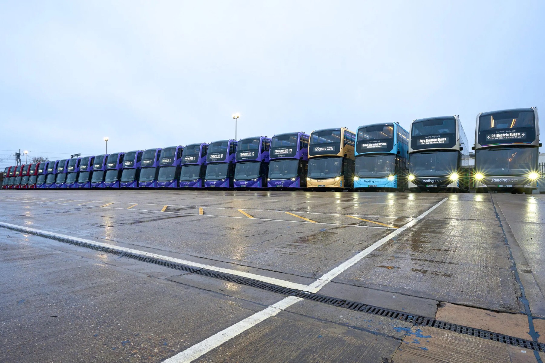 Reading Buses orders 24 Enviro400EVs from Alexander Dennis - electrive.com