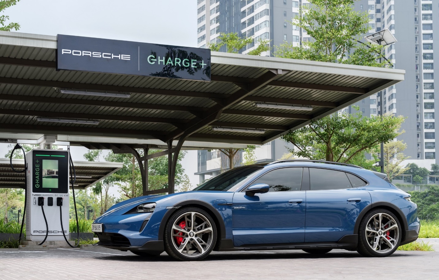 Charge+ to build charging network in Vietnam together with Porsche ...
