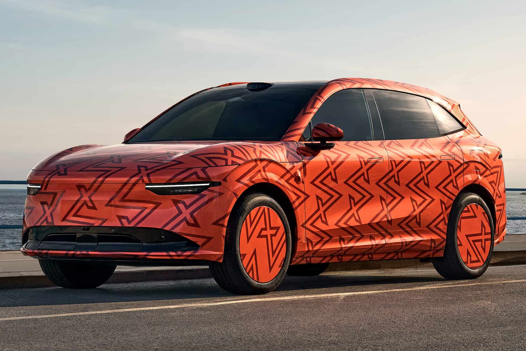 Zeekr partially reveals its Tesla Model Y rival - electrive.com