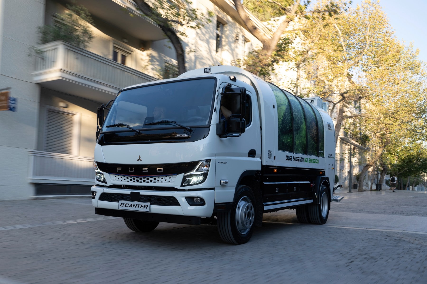 Athens & Thessaloniki order Fuso eCanter fleet - electrive.com