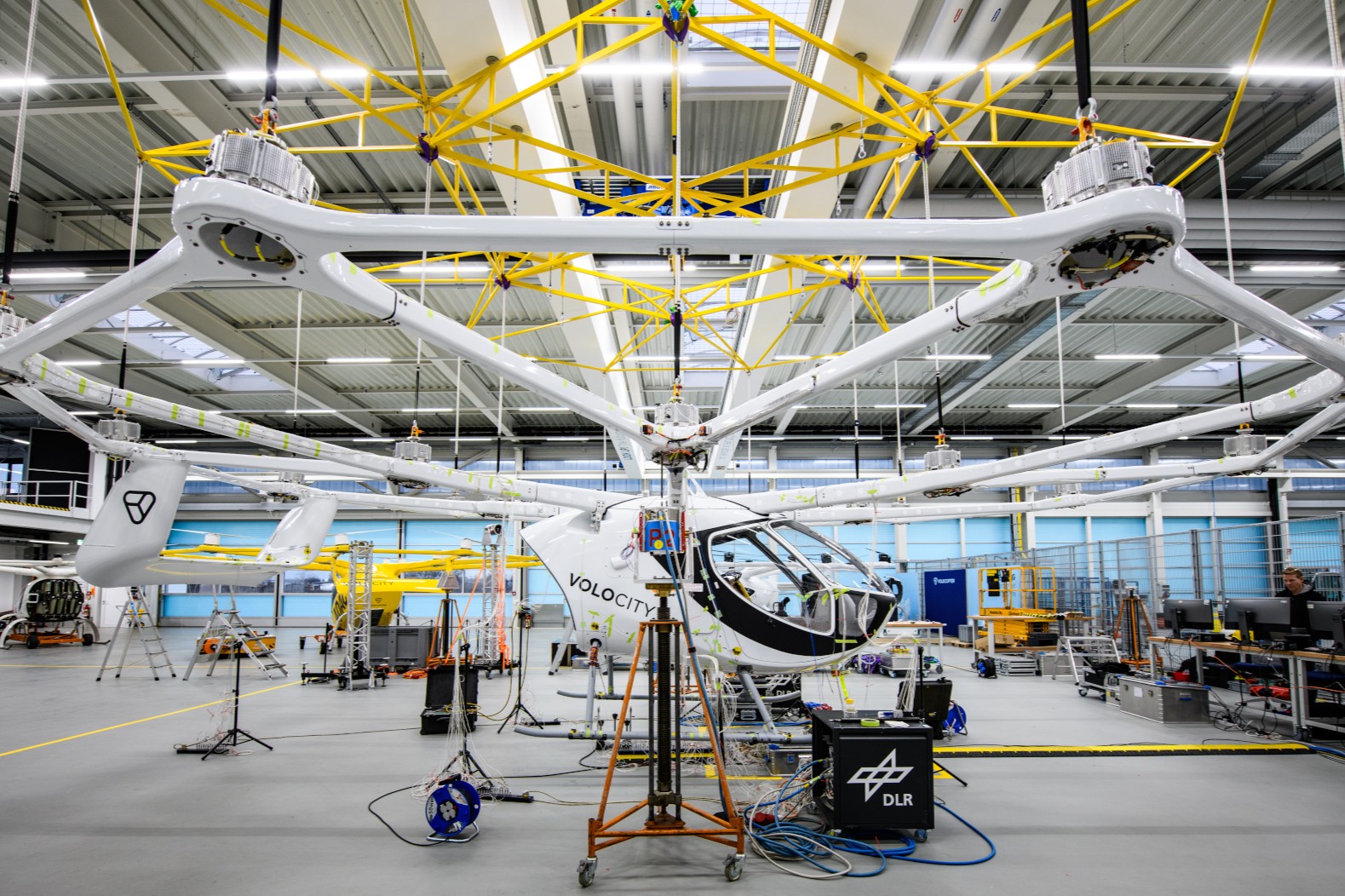 Volocopter air taxi tested by German Aerospace Center - electrive.com