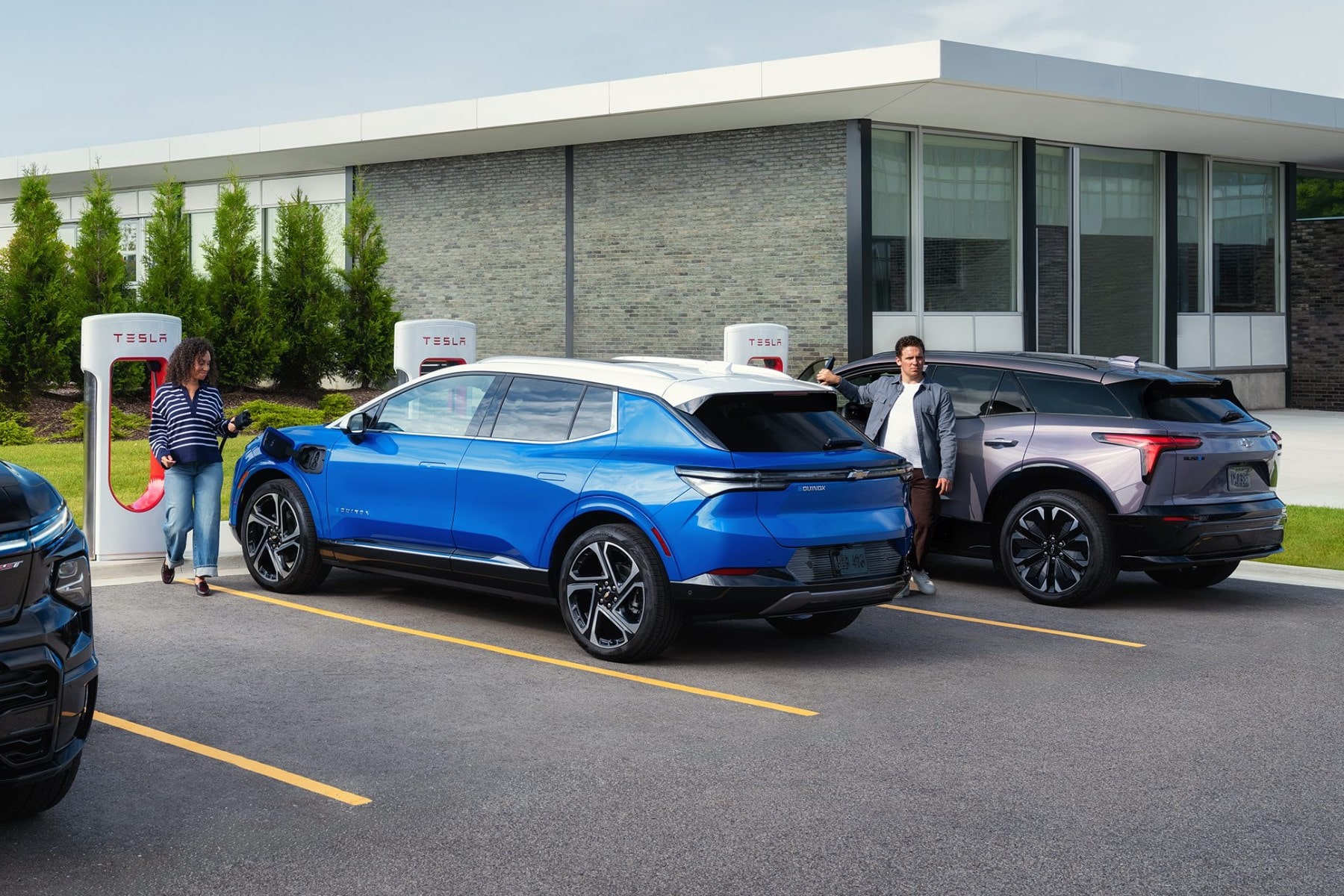 GM customers get access to Tesla Superchargers - electrive.com