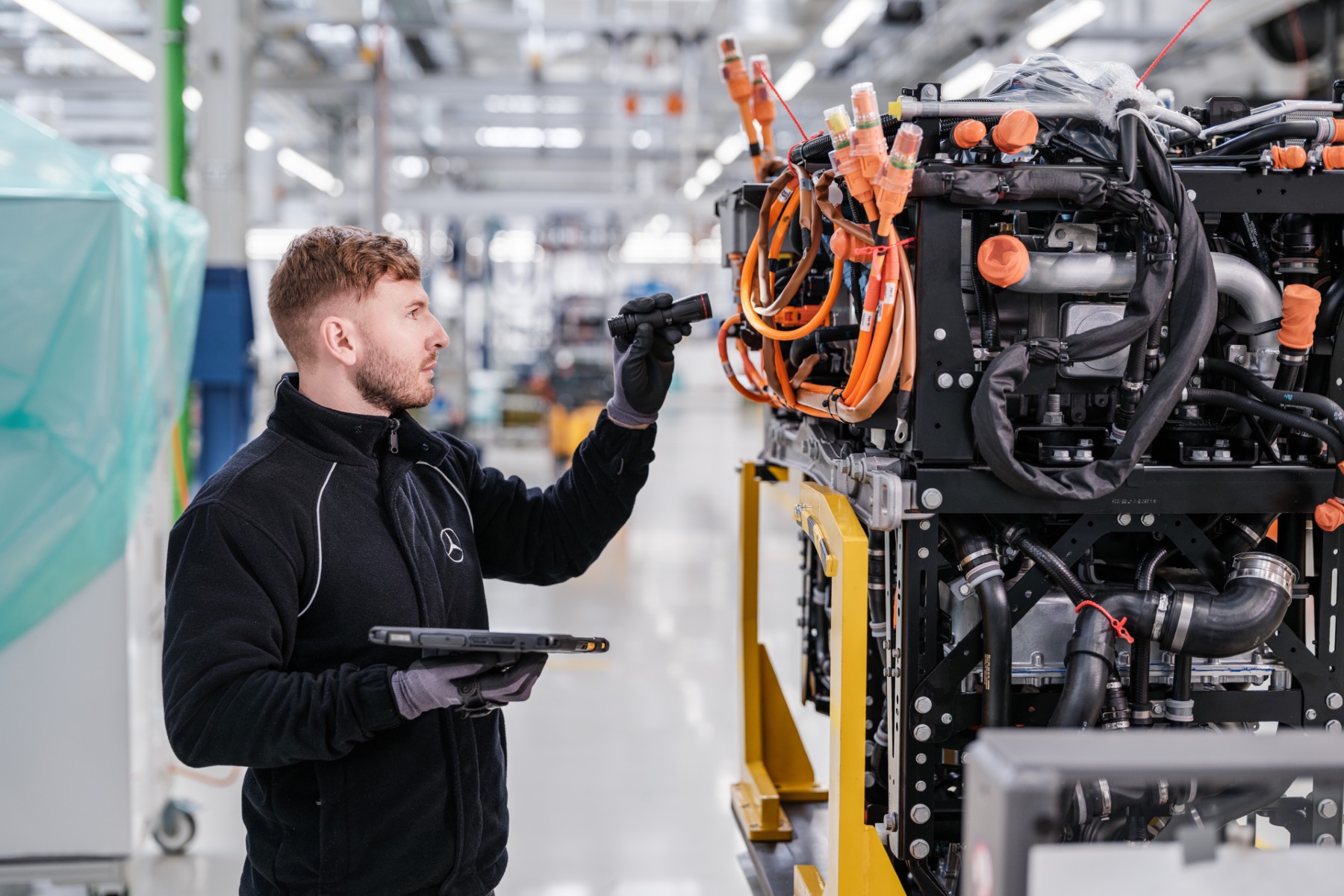Daimler Truck construye una "caja frontal" para el camión eléctrico ...