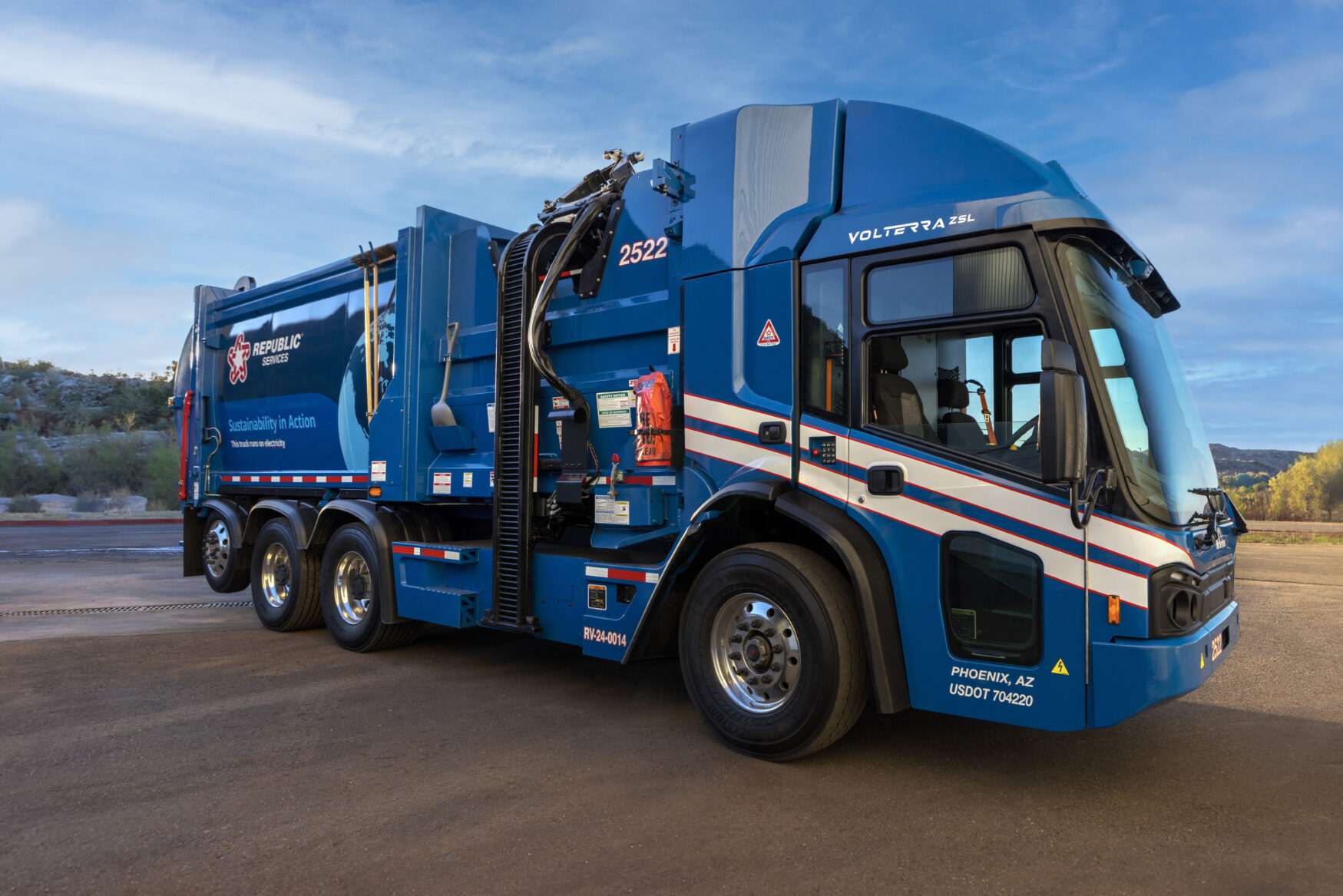 USA: Republic Services orders 100 electric waste collection vehicles ...