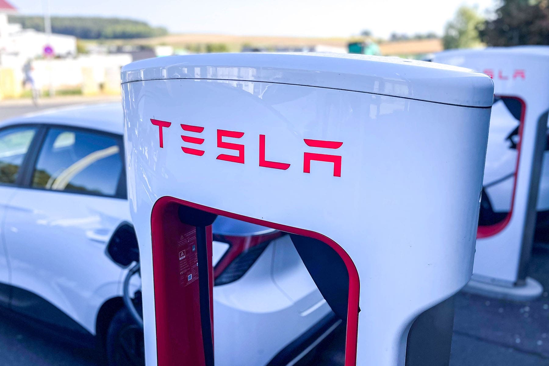 Tesla to install Superchargers at Steak 'n Shake restaurants in the US ...