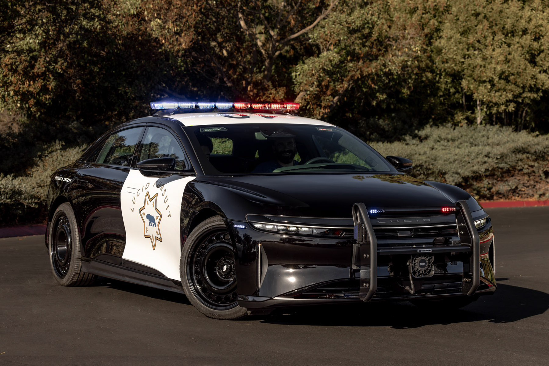 Lucid wants to provide police cars in California - electrive.com