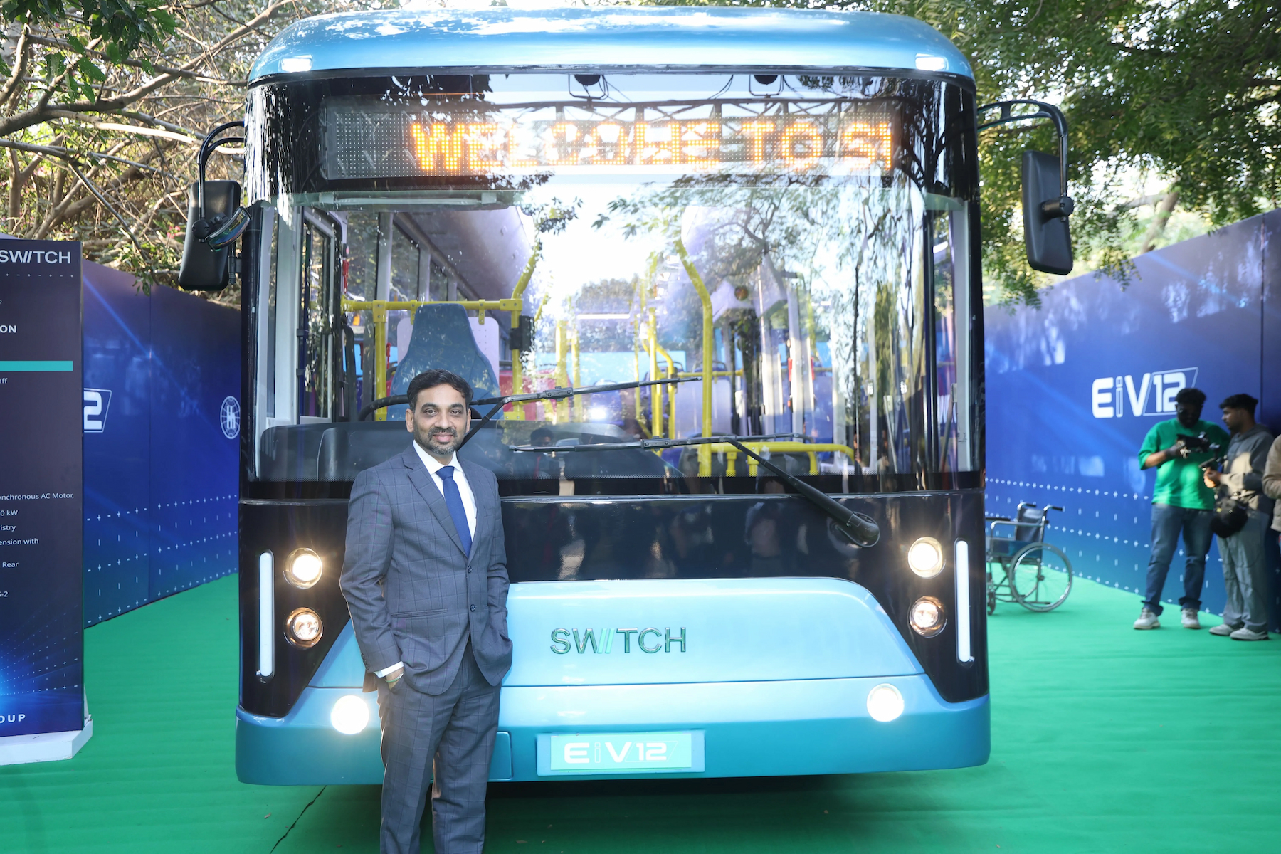 Switch Mobility unveils new electric buses for India, Europe, and GCC ...