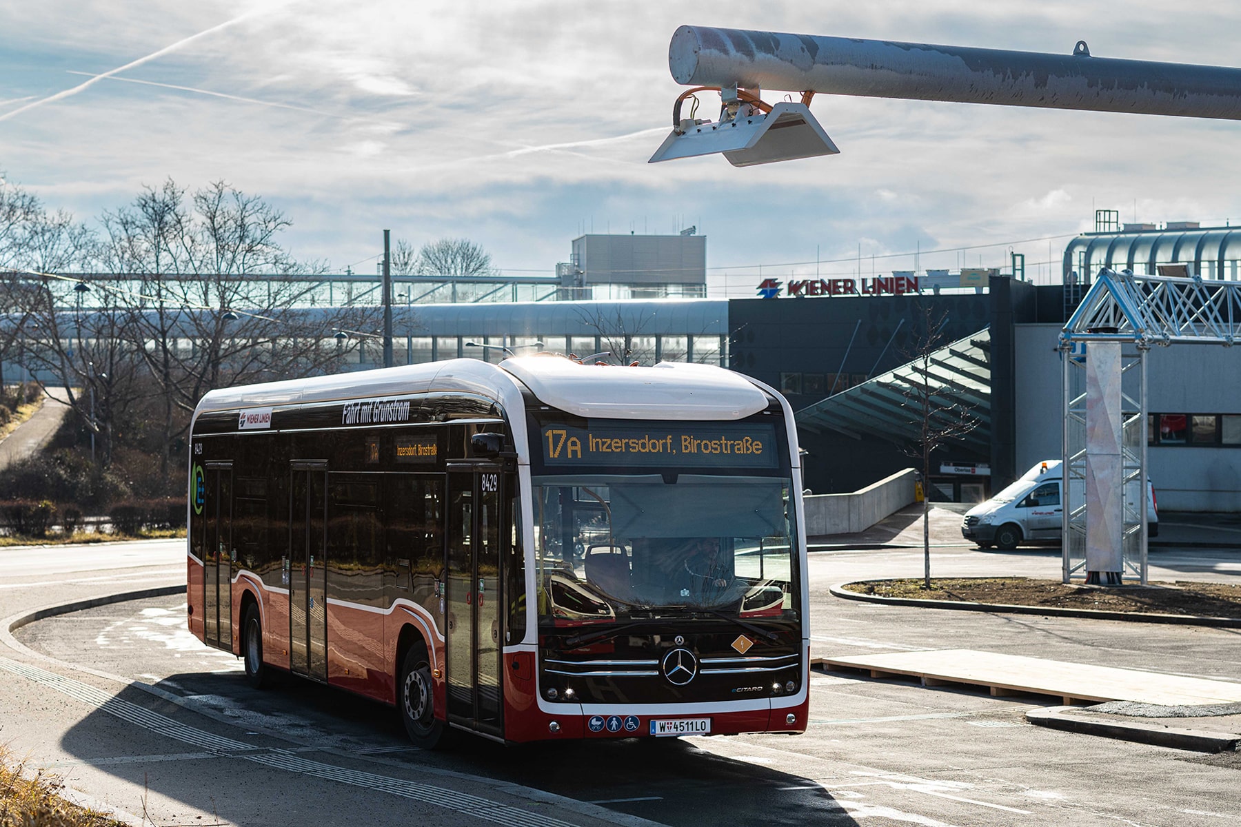 Daimler Buses introduces digital service package - electrive.com