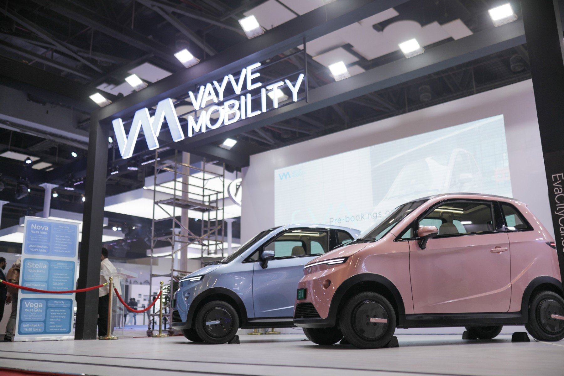 India: Vayve Mobility launches Eva with a solar roof at Auto Expo 2025 ...