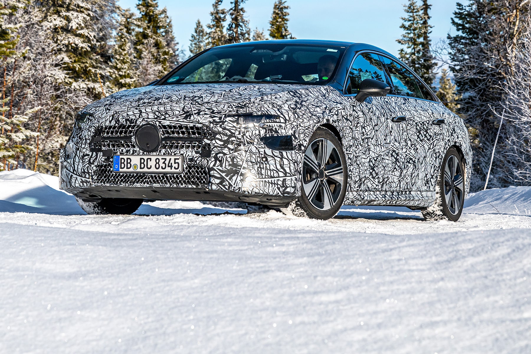 New electric CLA: This is how Mercedes' electric rescue vehicle ...