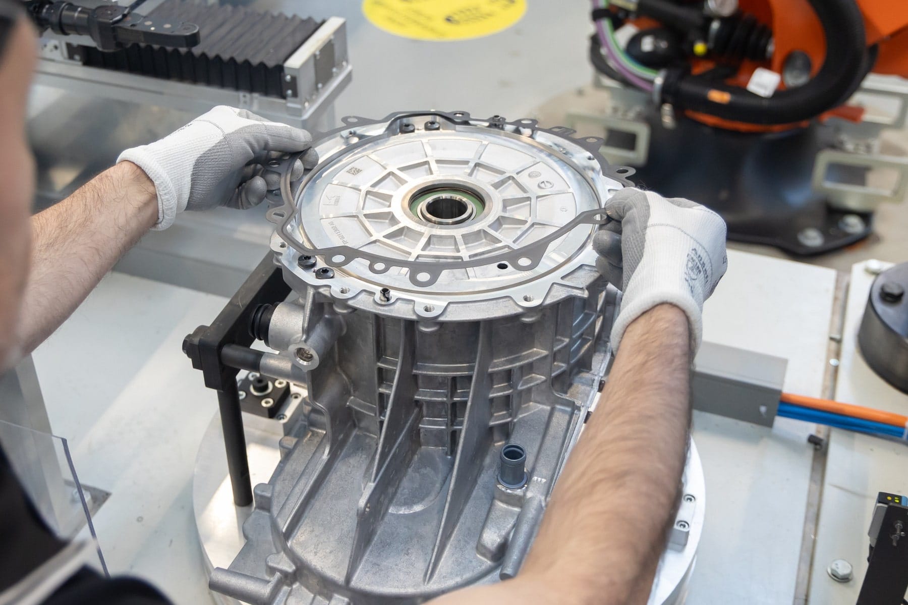 Motores eléctricos cada vez más baratos y potentes: Estudio PEM ...