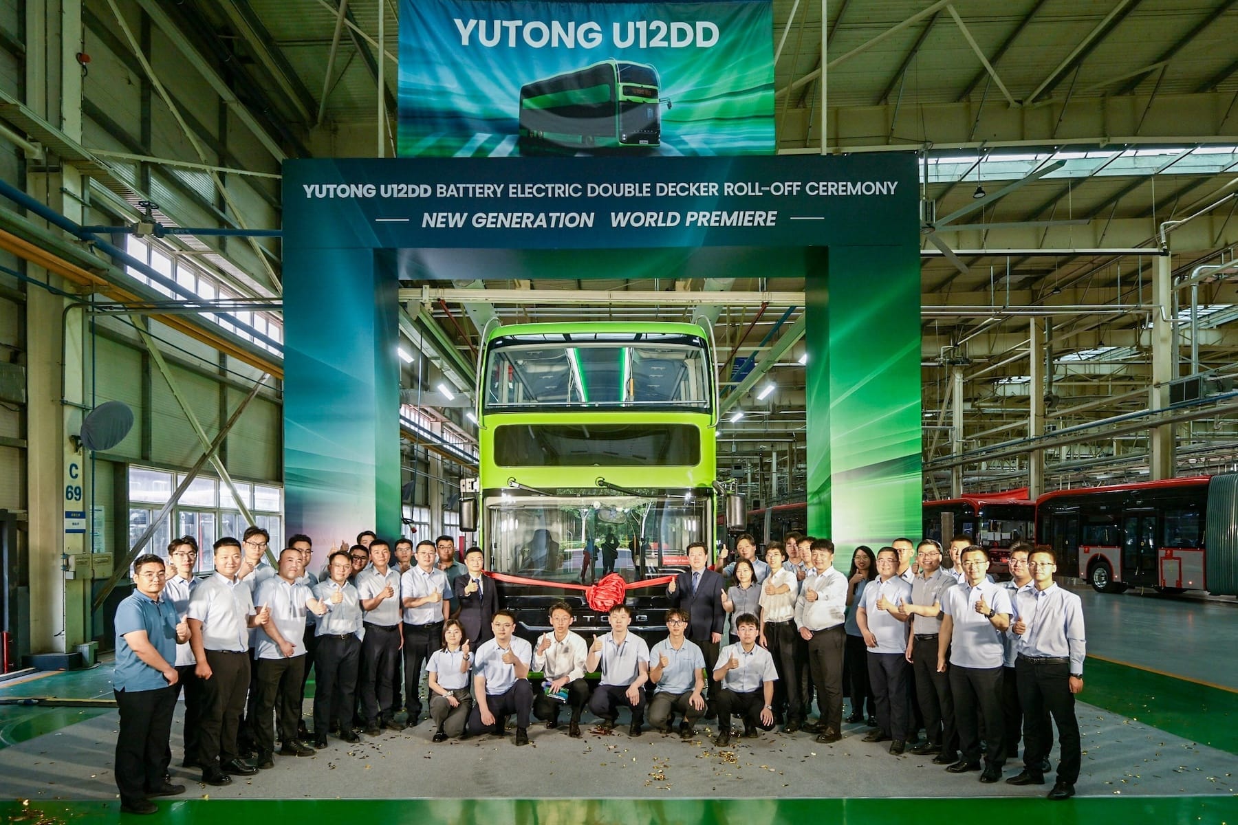 Yutong releases upgrade to the U12DD electric double decker - electrive.com