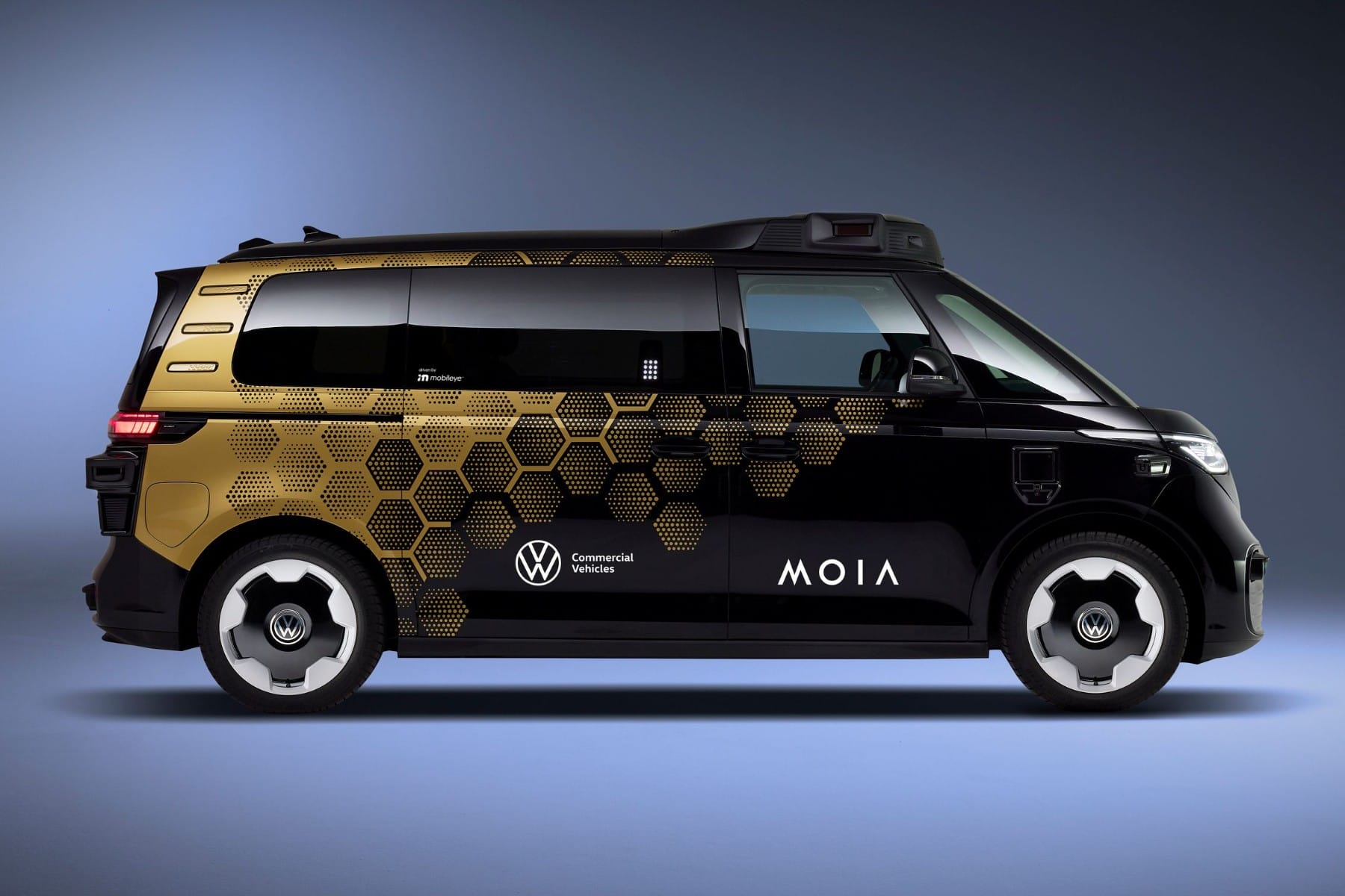 Fully autonomous ID. Buzz AD from VW subsidiary Moia is now ready for series production ...