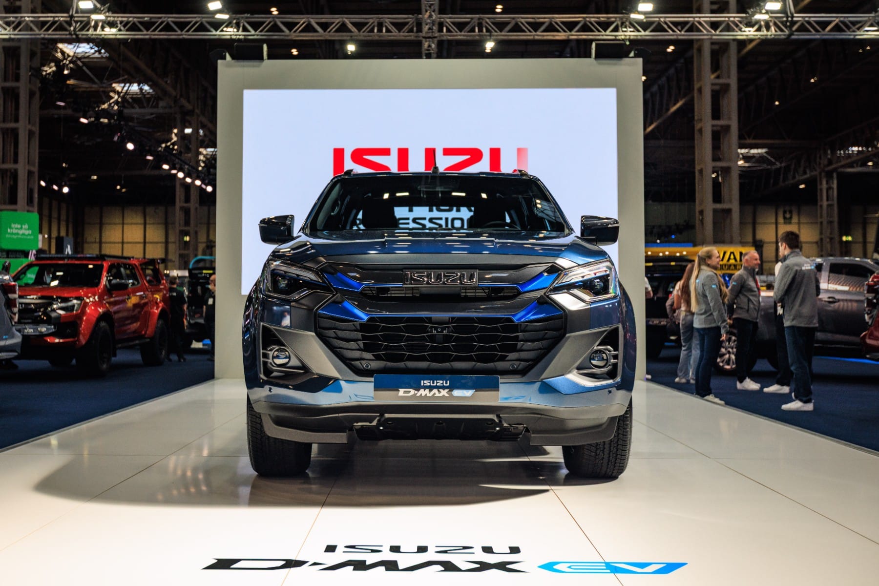 Isuzu UK reveals D-Max EV pricing ahead of 2026 launch - electrive.com