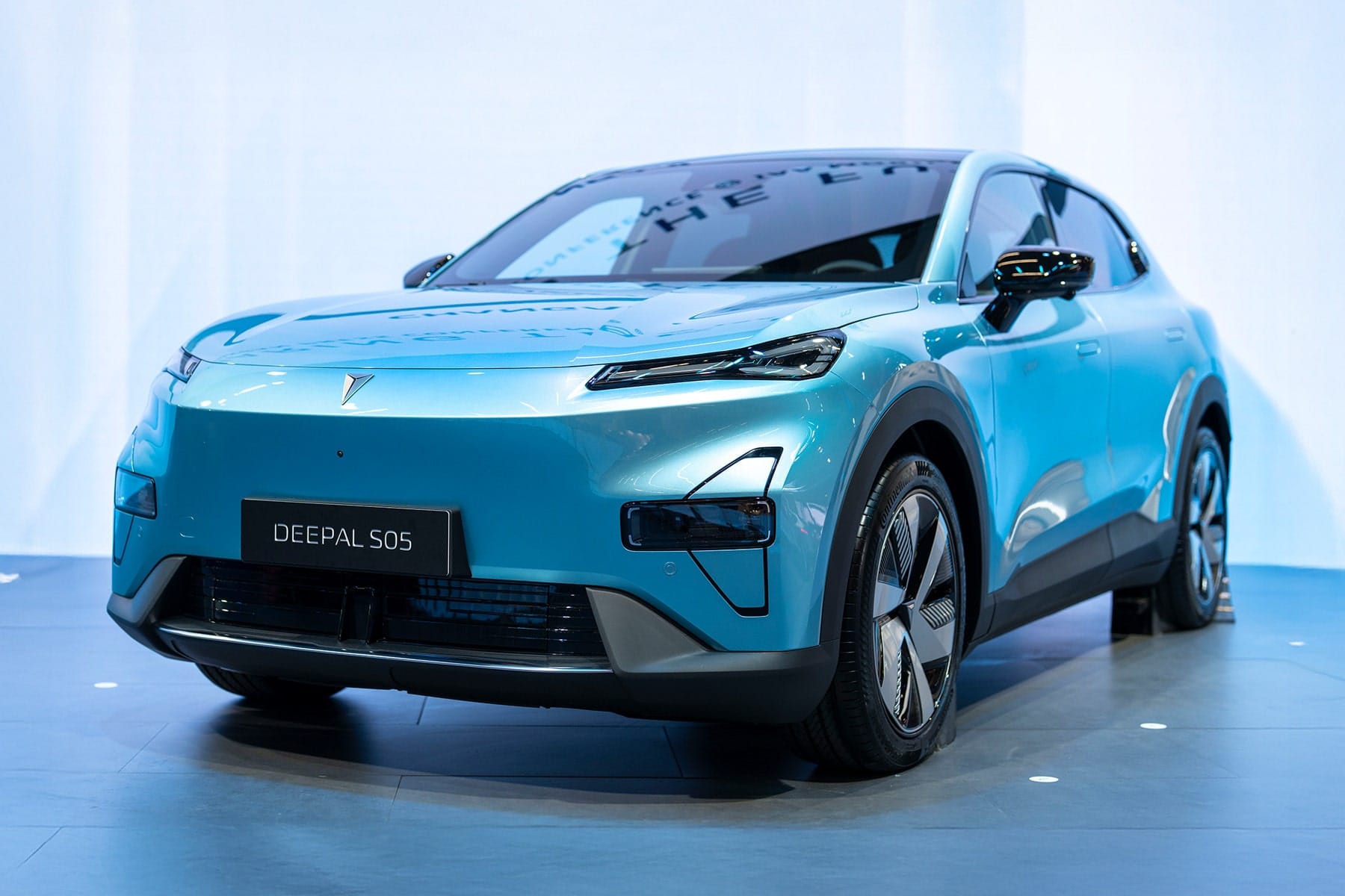 Changan introduces the Deepal S05 in Europe at the IAA - electrive.com