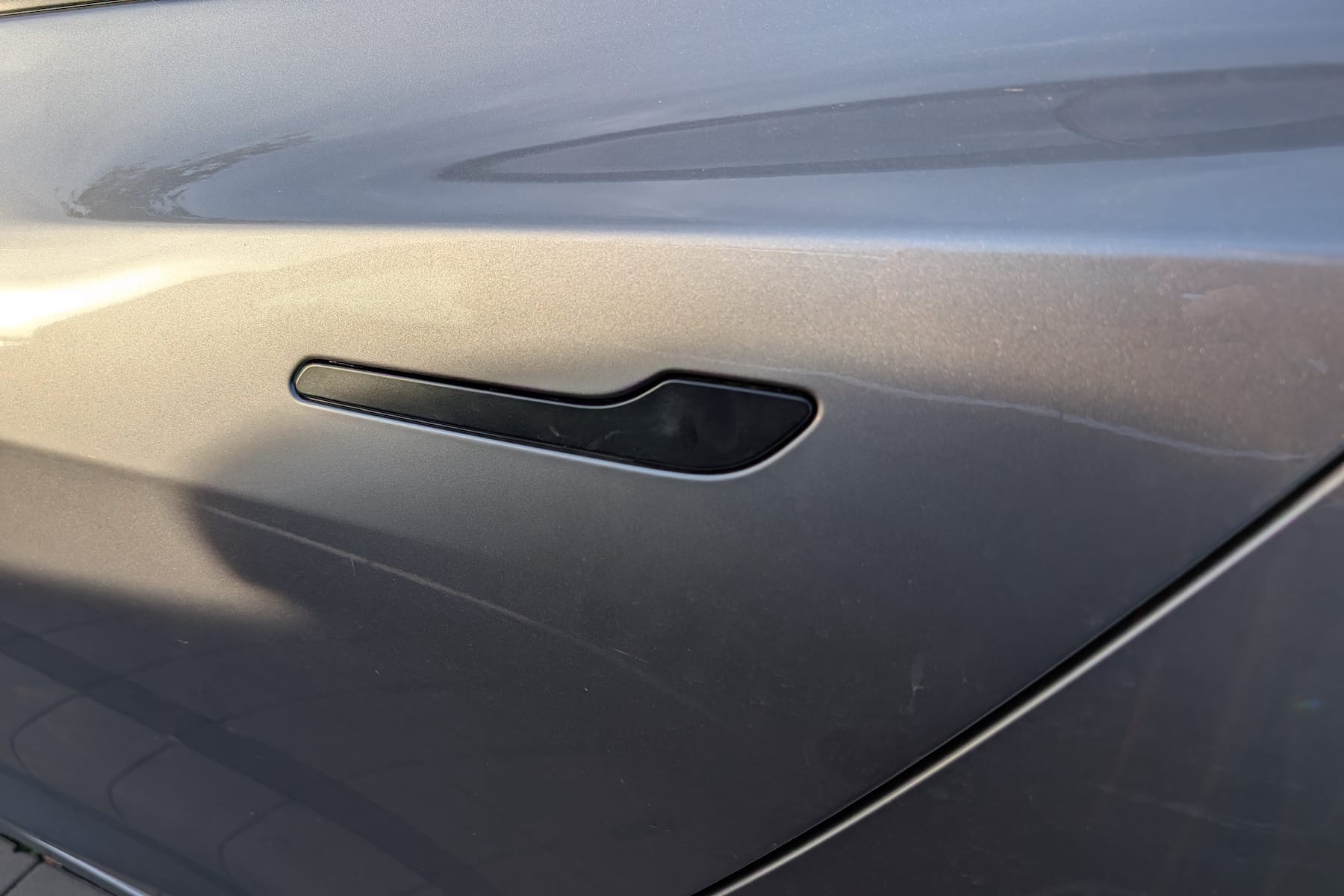 Tesla's retractable door handles likely to be hit by regulatory ban ...