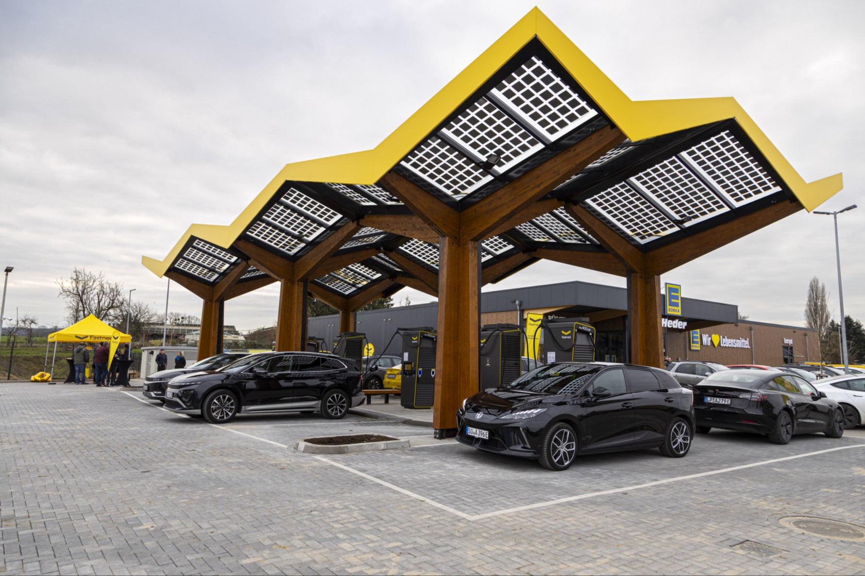 Fastned opens 50th fast-charging station in Germany - electrive.com