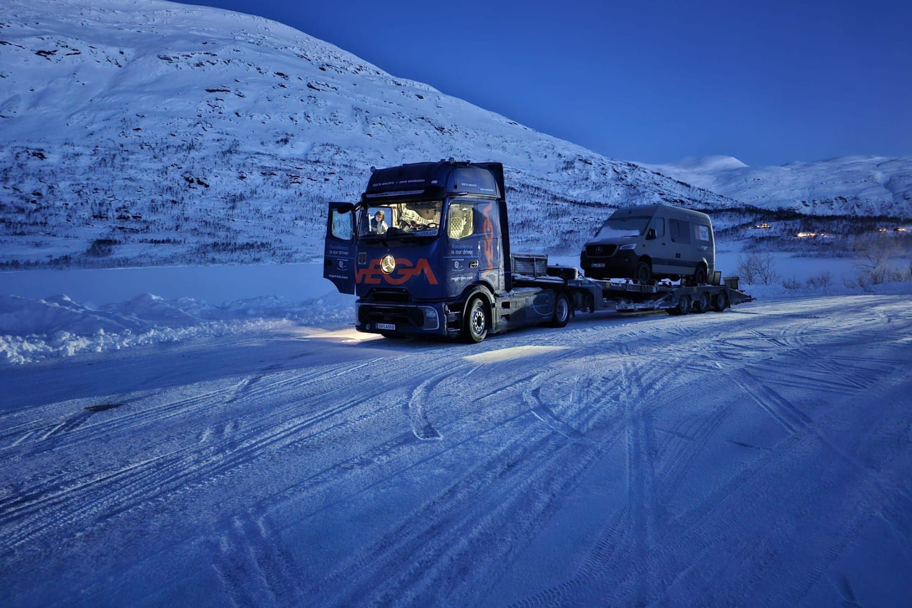Winter gamble: Austrian couple reaches the North Cape in a battery ...