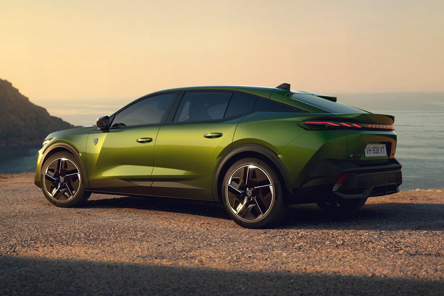 Facelift: Peugeot E-408 now features battery pre-conditioning and V2L ...