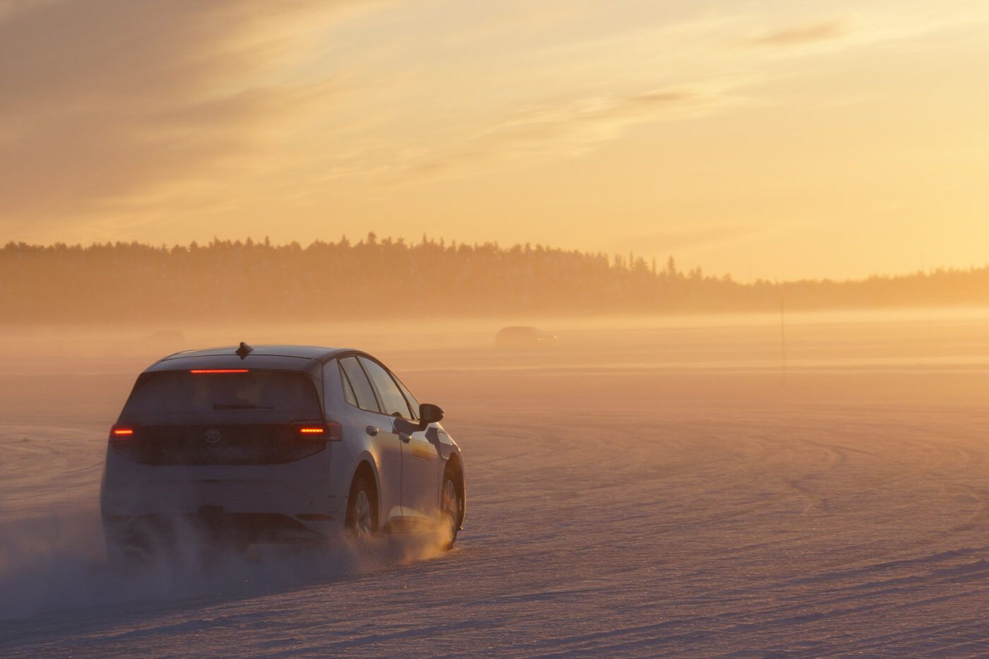 VW and Rivian conclude winter testing programme - electrive.com
