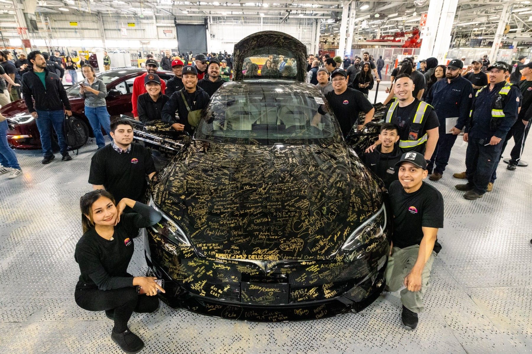 Final Tesla Model S rolls off the production line - electrive.com