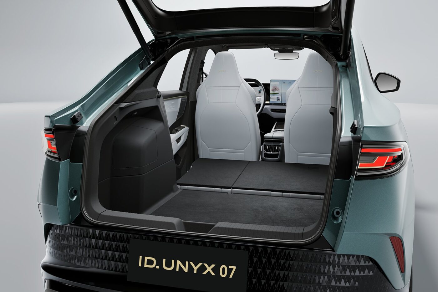 VW launches the ID. Unyx 07 in China - electrive.com