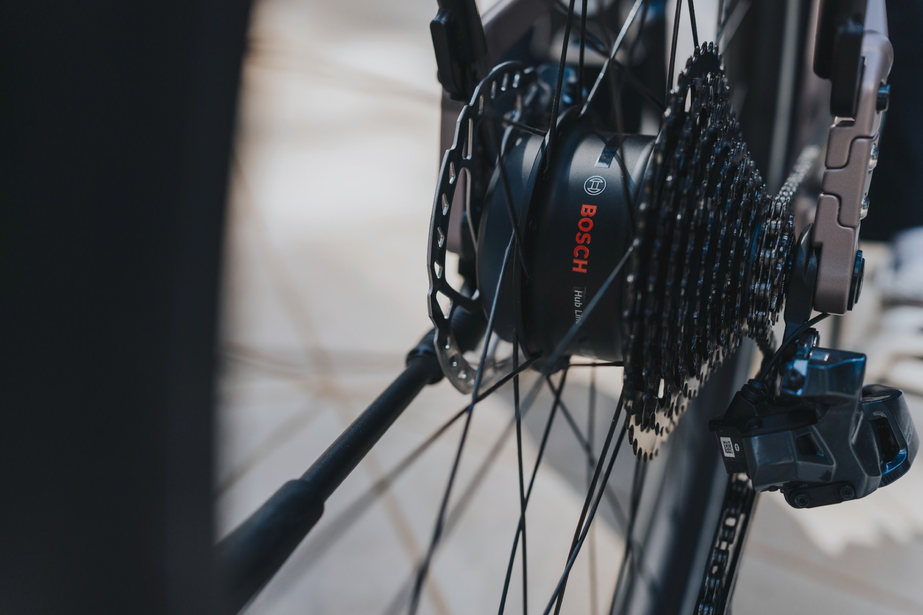 Bosch eBike Systems launches first hub motor for e-bikes - electrive.com