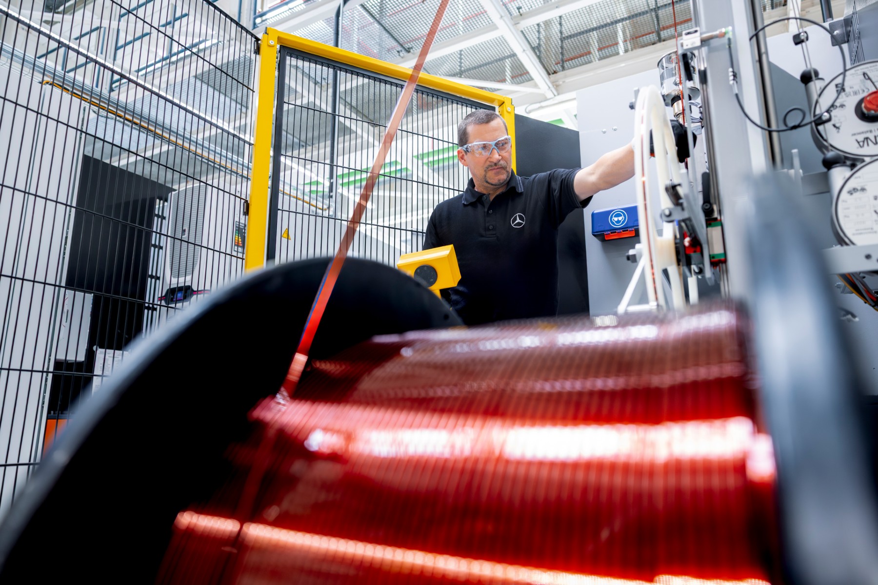 Mercedes-Benz begins axial flux motor production in Berlin - electrive.com